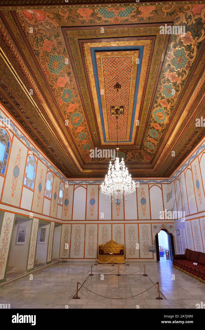 Medieval meeting room hi-res stock photography and images - Alamy