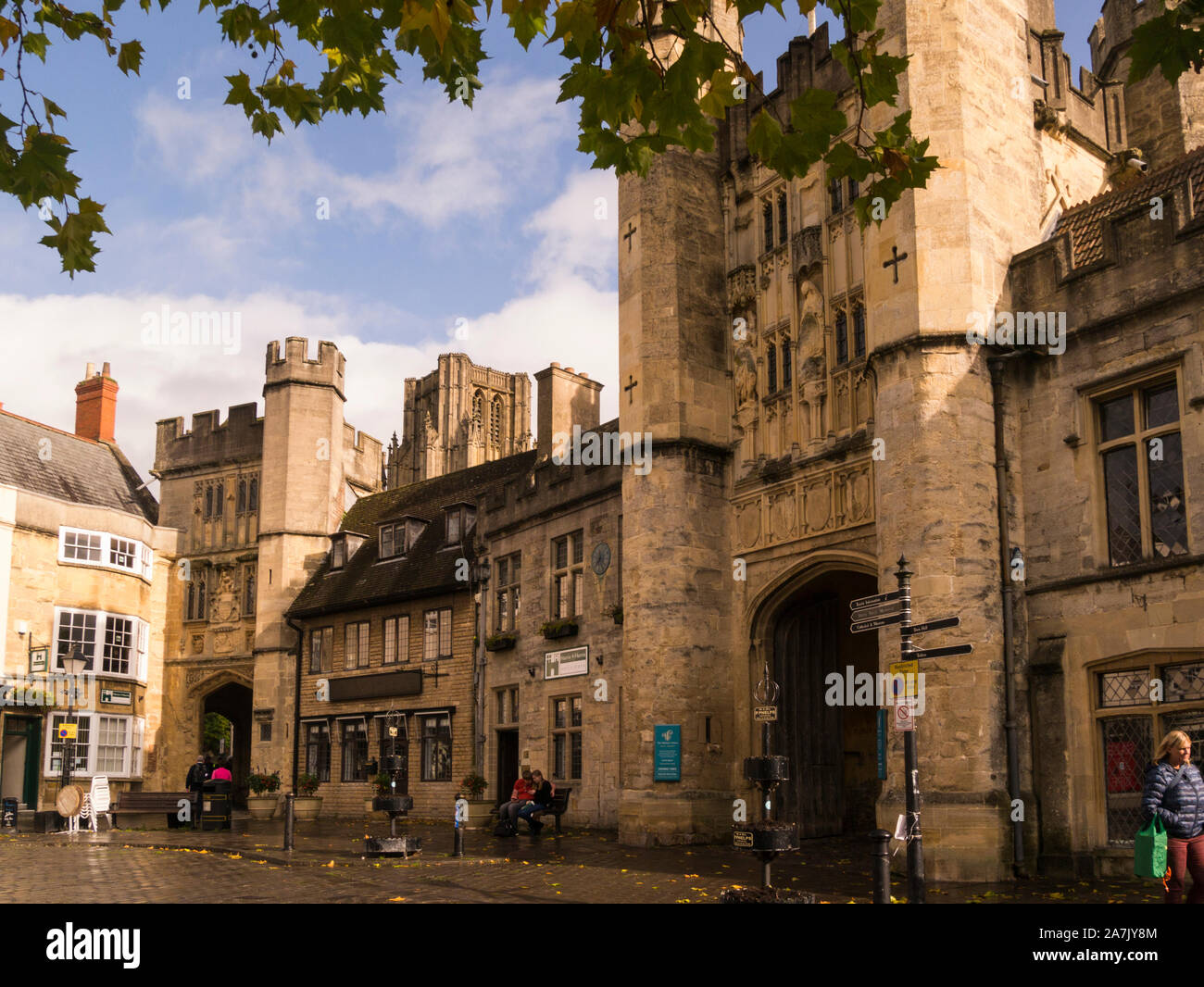 Castelleted Gatehouse to Bishop's Palace and gateway entrance to the ...