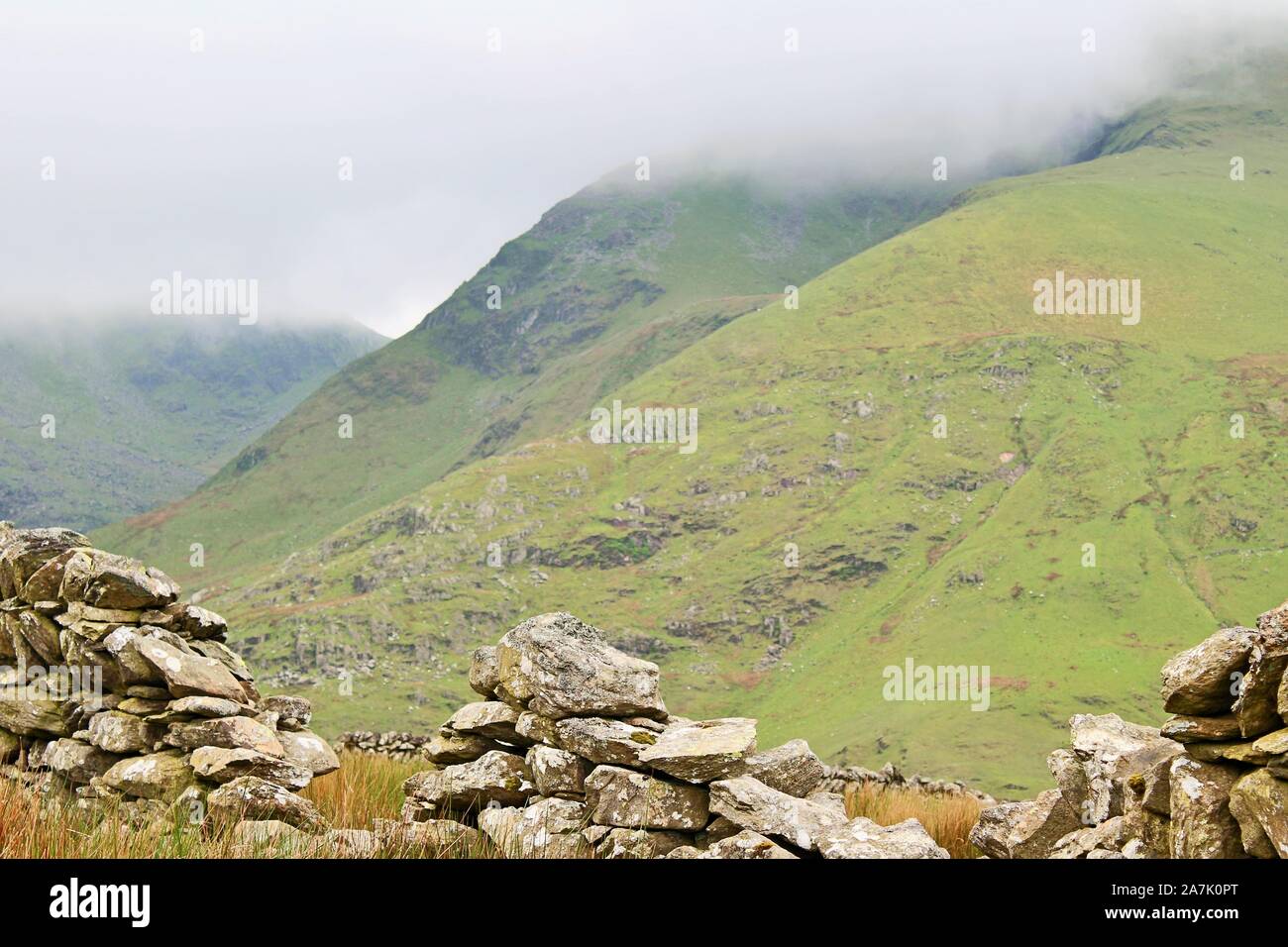 Snowdonia path walk hike snowdon hi-res stock photography and images ...