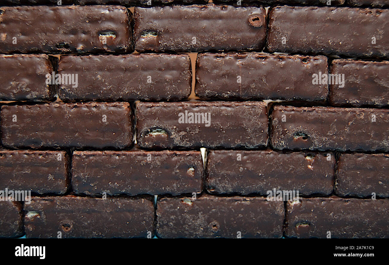 Blocks of chocolate hi-res stock photography and images - Alamy