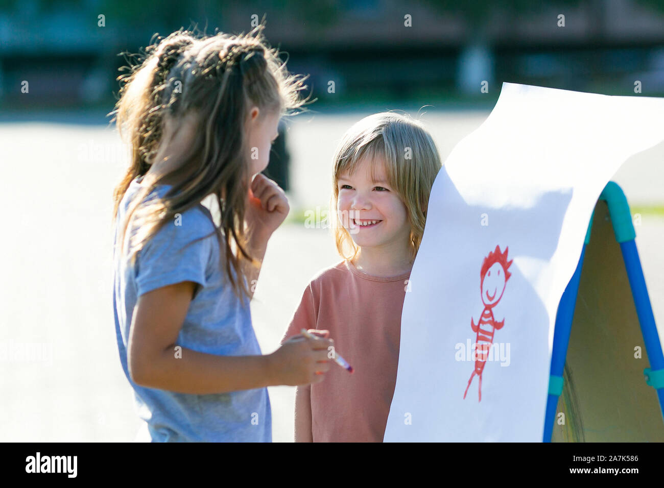 Elder sister younger brother hi-res stock photography and images - Alamy