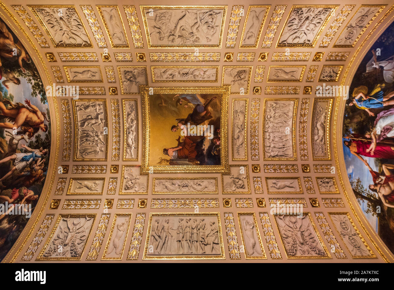 Detail of the ceiling in the Musée d'Louvre (Louvre Museum), Paris ...