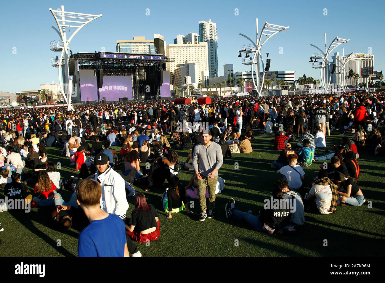 Las vegas festival grounds concert hi-res stock photography and images ...