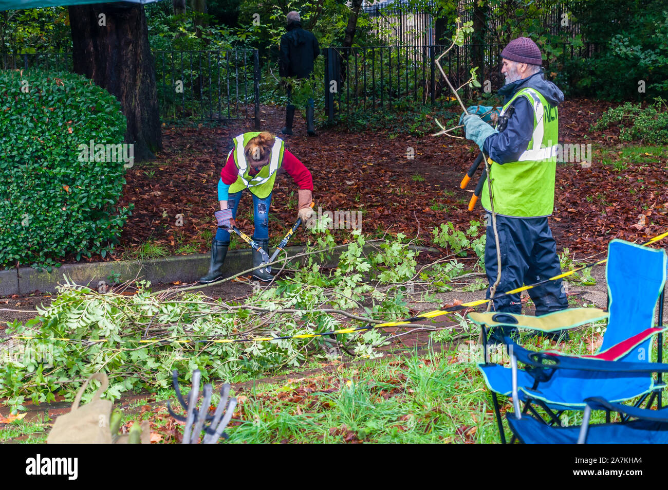 Community Conservation Volunteers carrying out conservation work to ...
