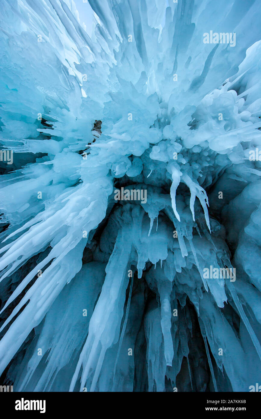 Vertical shot huge piece hi-res stock photography and images - Alamy