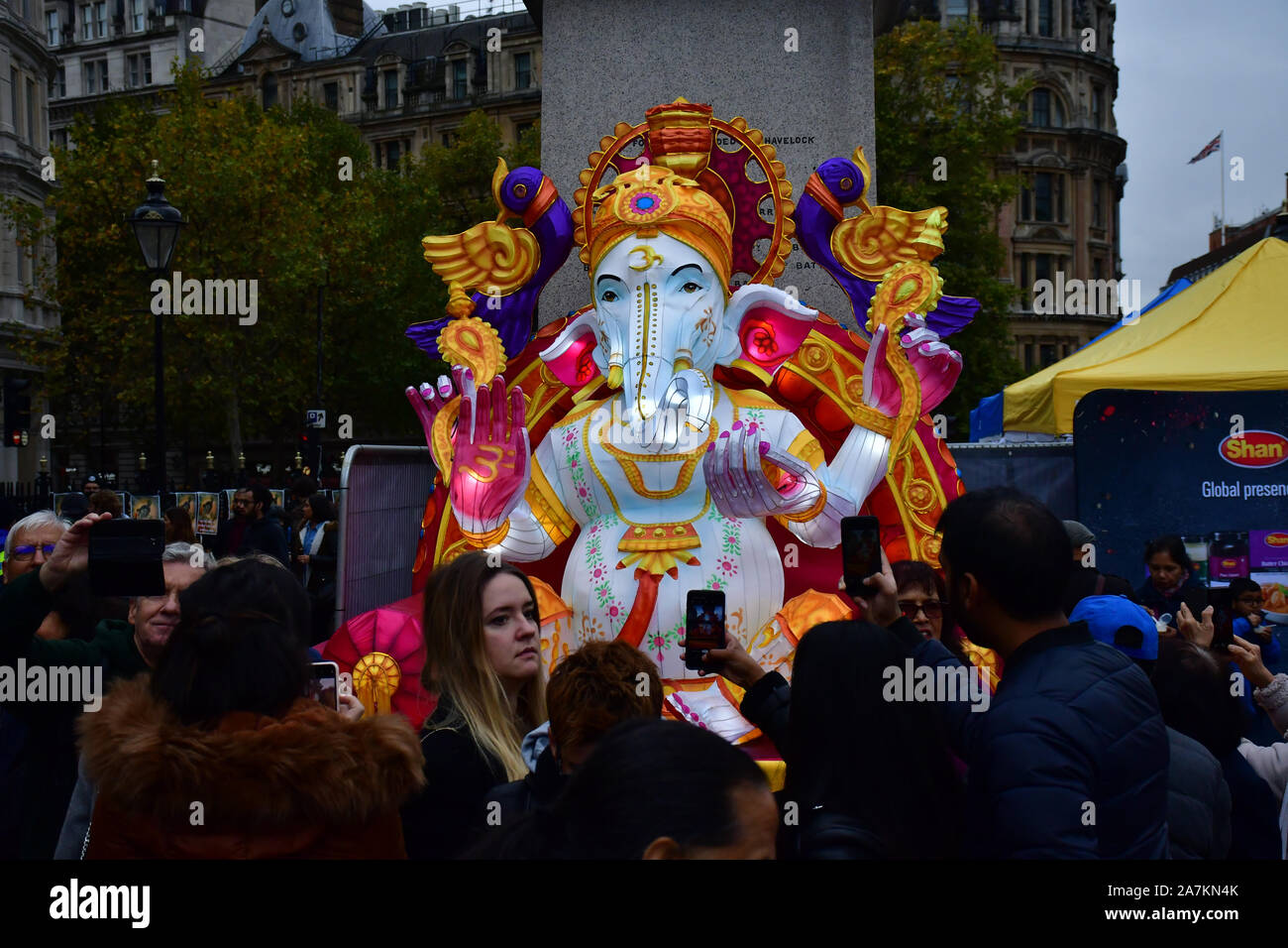 London, UK. 3rd Nov, 2019.Mayor of London celebrates the Festival of ...