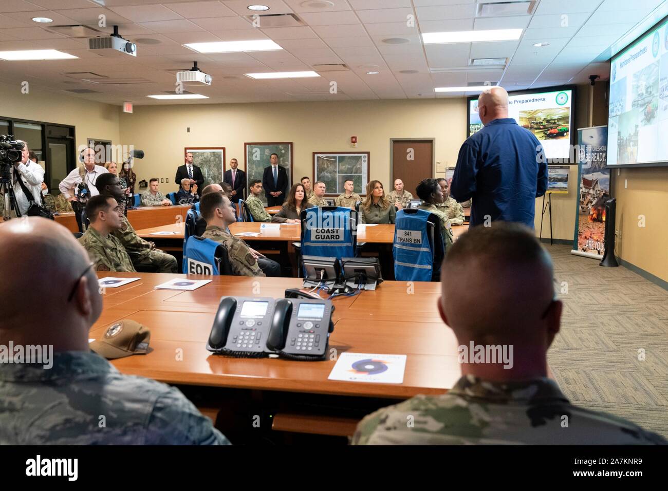 Emergency coordination center hi-res stock photography and images - Alamy