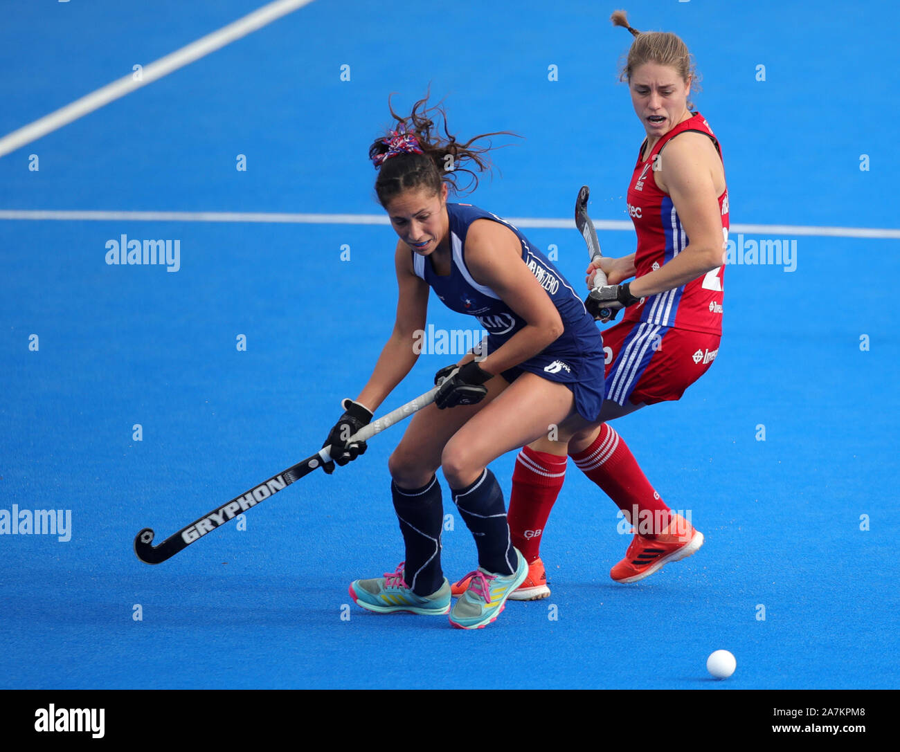 Great Britain's Elizabeth Neal (right) and Chile's Fernanda Flores ...