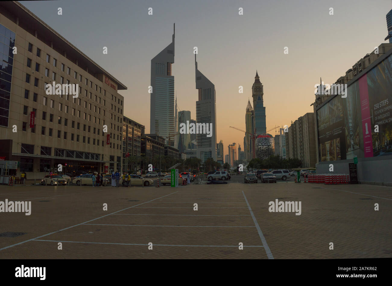 DUBAI, UNITED ARAB EMIRATES - OCTOBER 16, 2019: street scene with ...