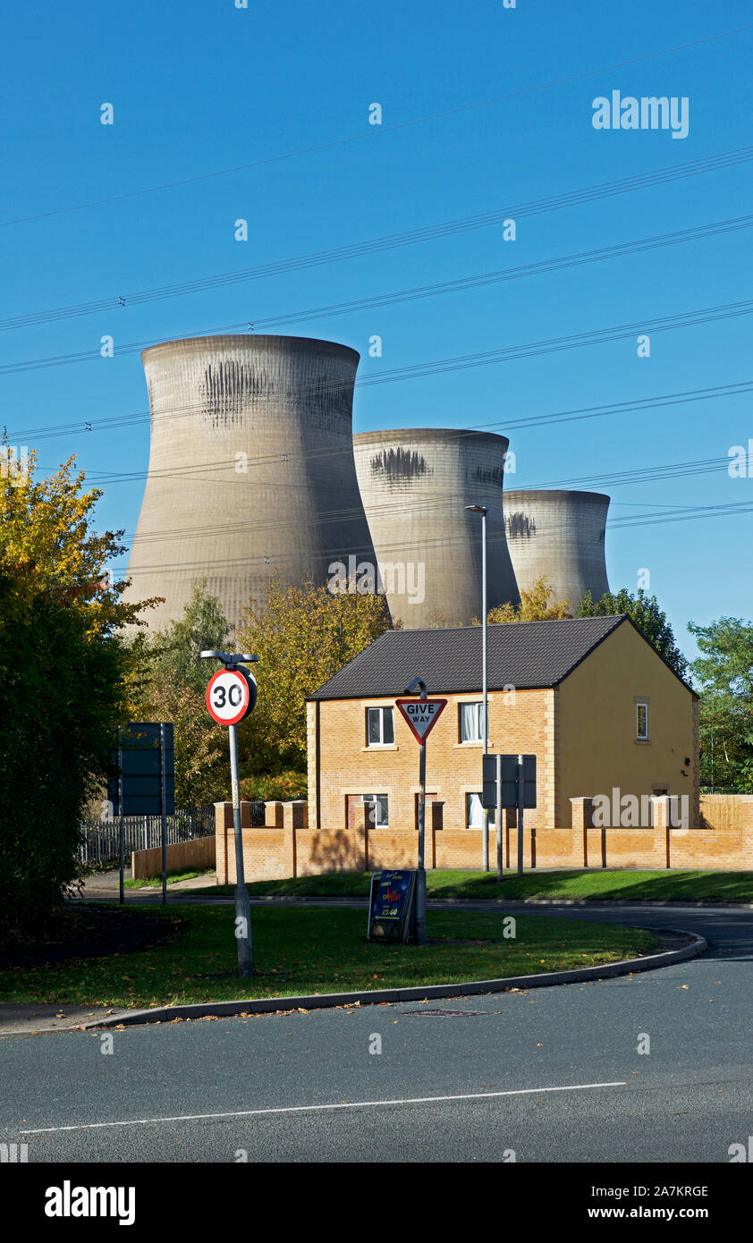 Ferrybridge Power Station, West Yorkshire, England UK Stock Photo - Alamy