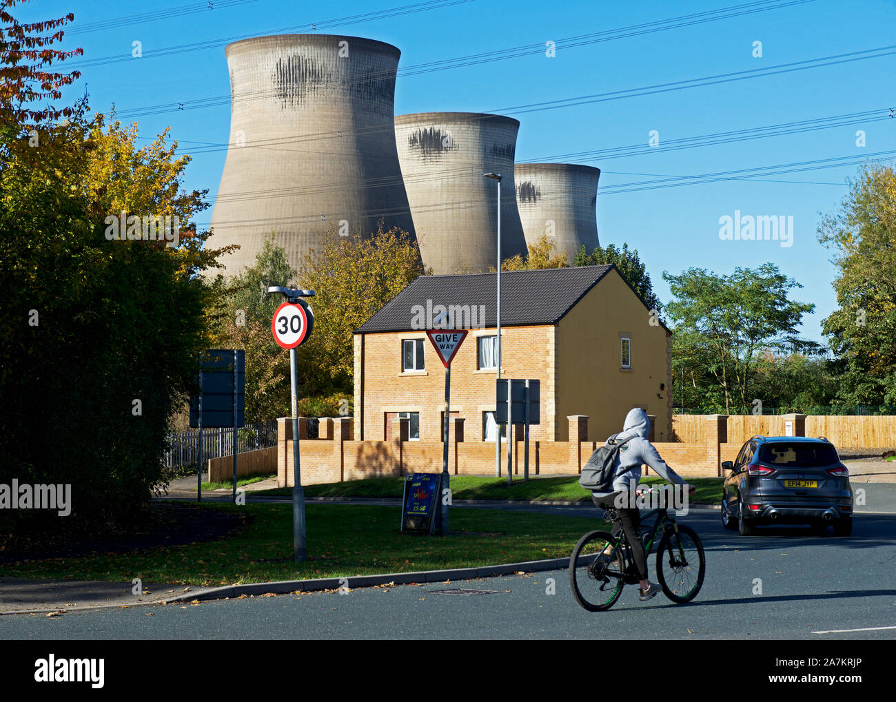 Ferrybridge power station hi-res stock photography and images - Alamy