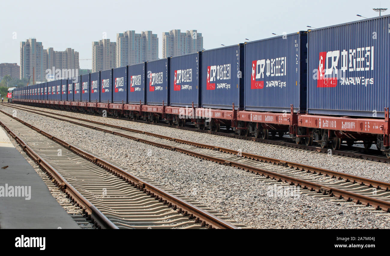 Germany freight train china railway hi-res stock photography and images ...