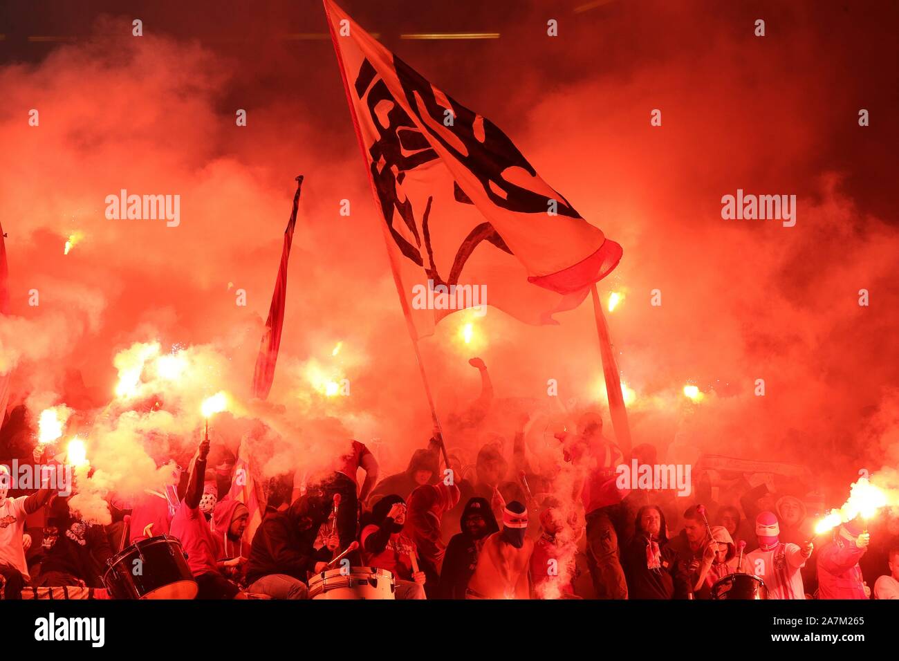 Ultras 1 fc koeln hi-res stock photography and images - Alamy