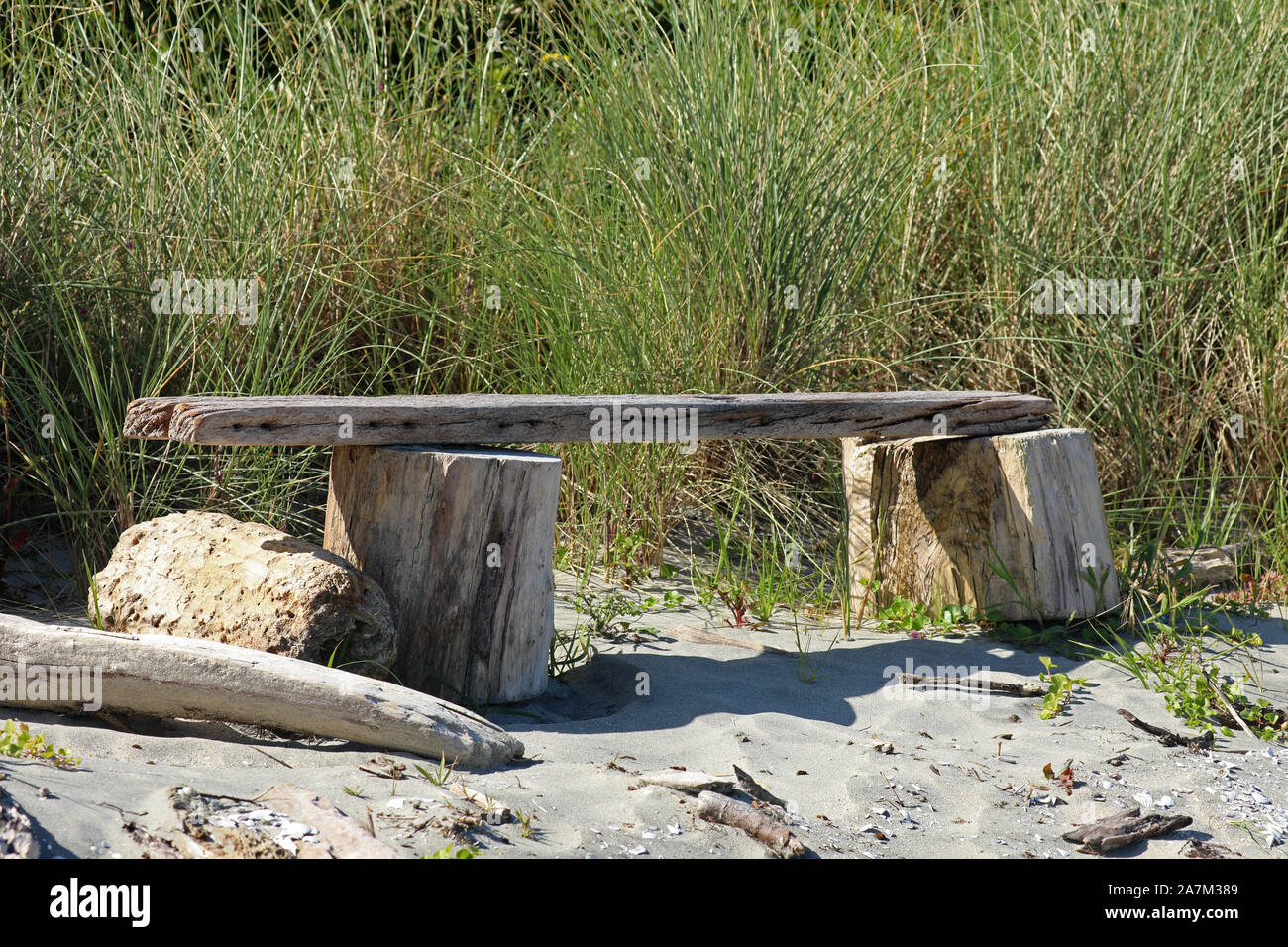 Rast bench hi-res stock photography and images - Alamy