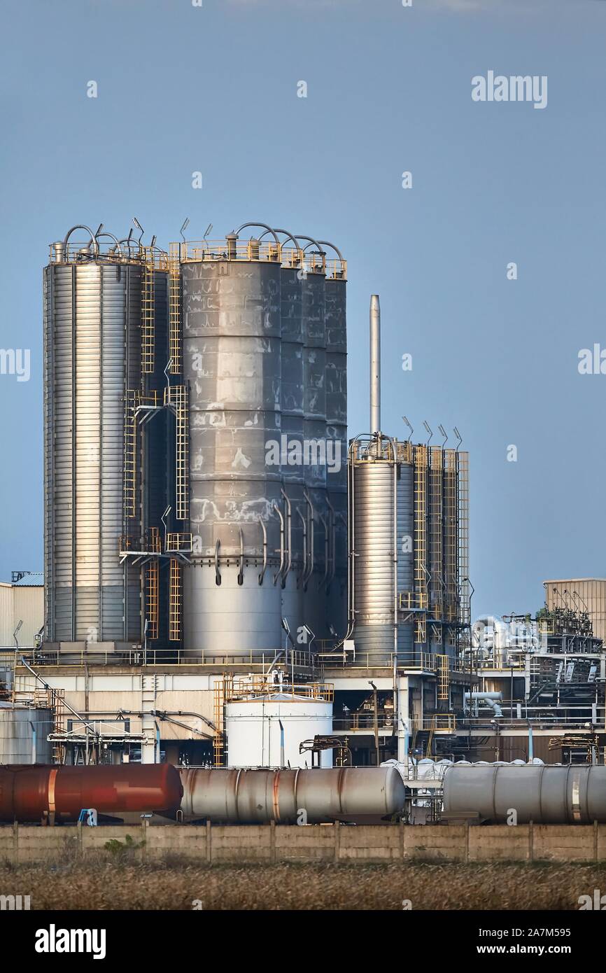 Oil Refinery Structures Stock Photo - Alamy