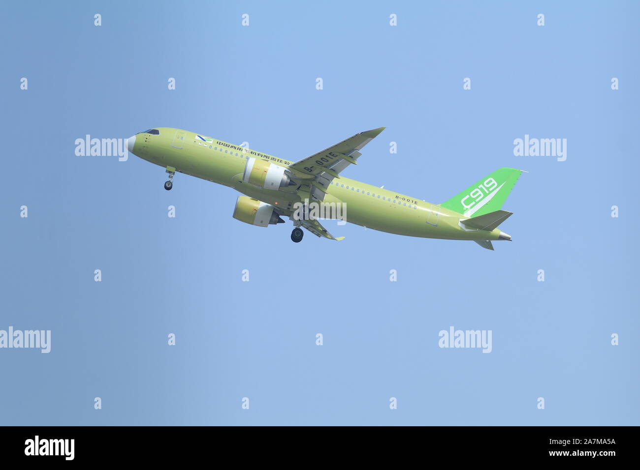 The fourth prototype 001E of China's domestically-developed large ...