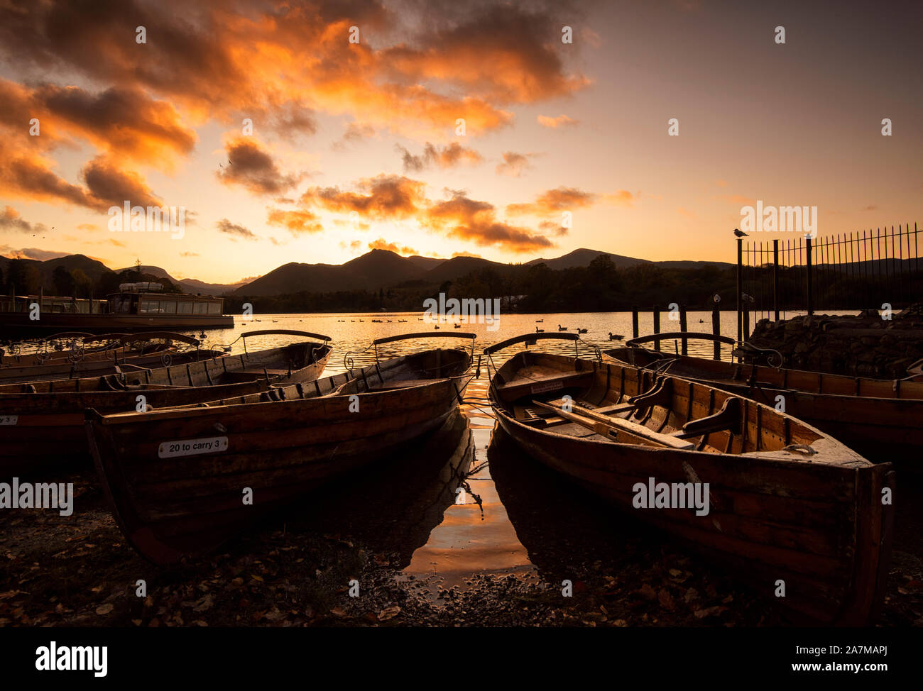 Sunset at Derwentwater in the Lake District, Cumbria England UK Stock ...