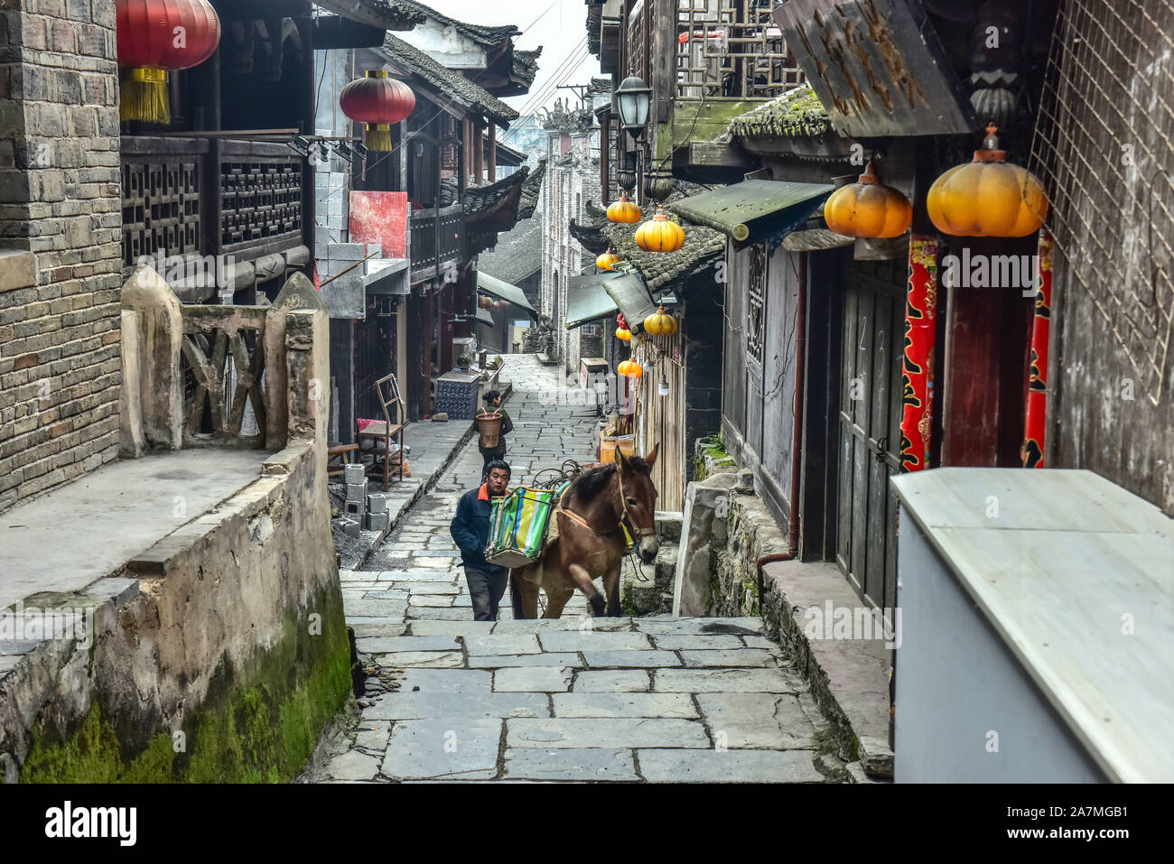 Hunan travel person hi-res stock photography and images - Alamy