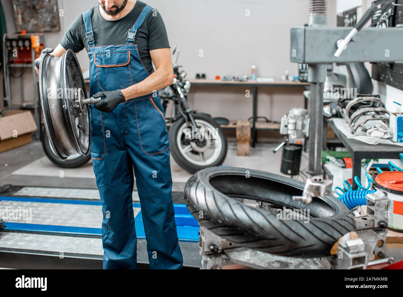 Mounting motorbike hi-res stock photography and images - Alamy