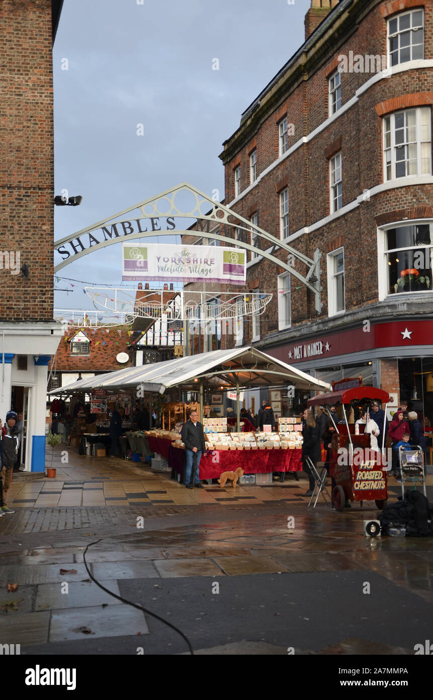 York city shambles shopping hi-res stock photography and images - Alamy