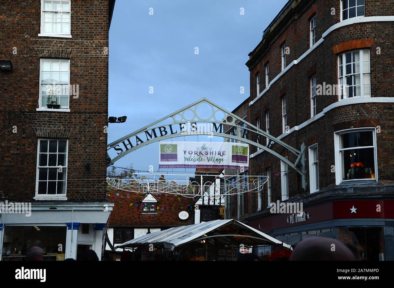 York shambles minster hi-res stock photography and images - Alamy
