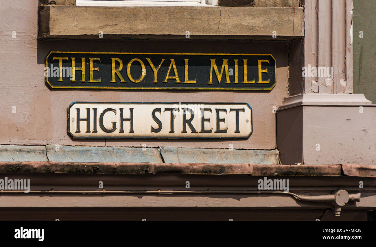 Street Name Uk High Resolution Stock Photography and Images - Alamy