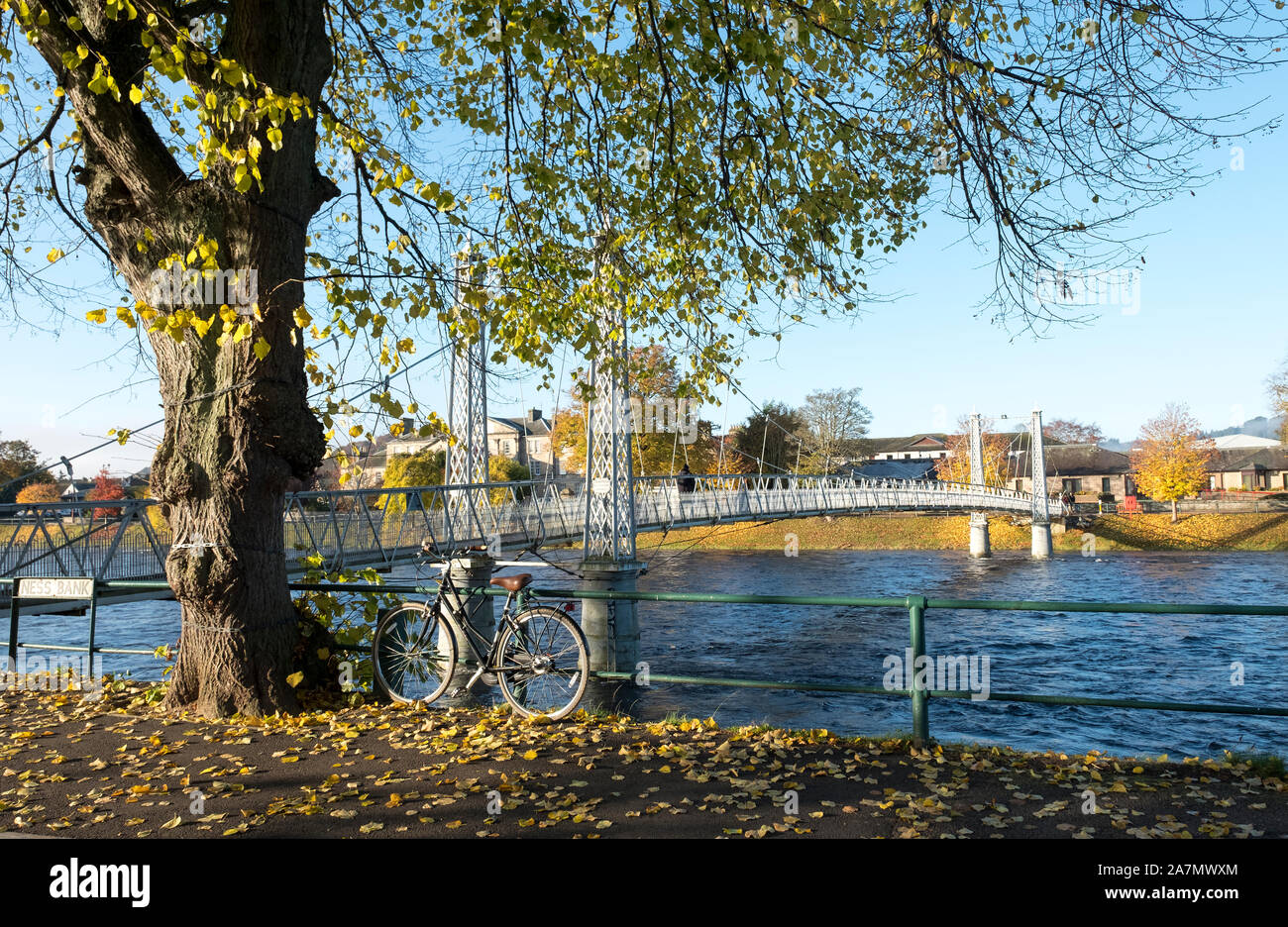 Infirmary Bridge, suspension footbridge bridge that spans the River ...