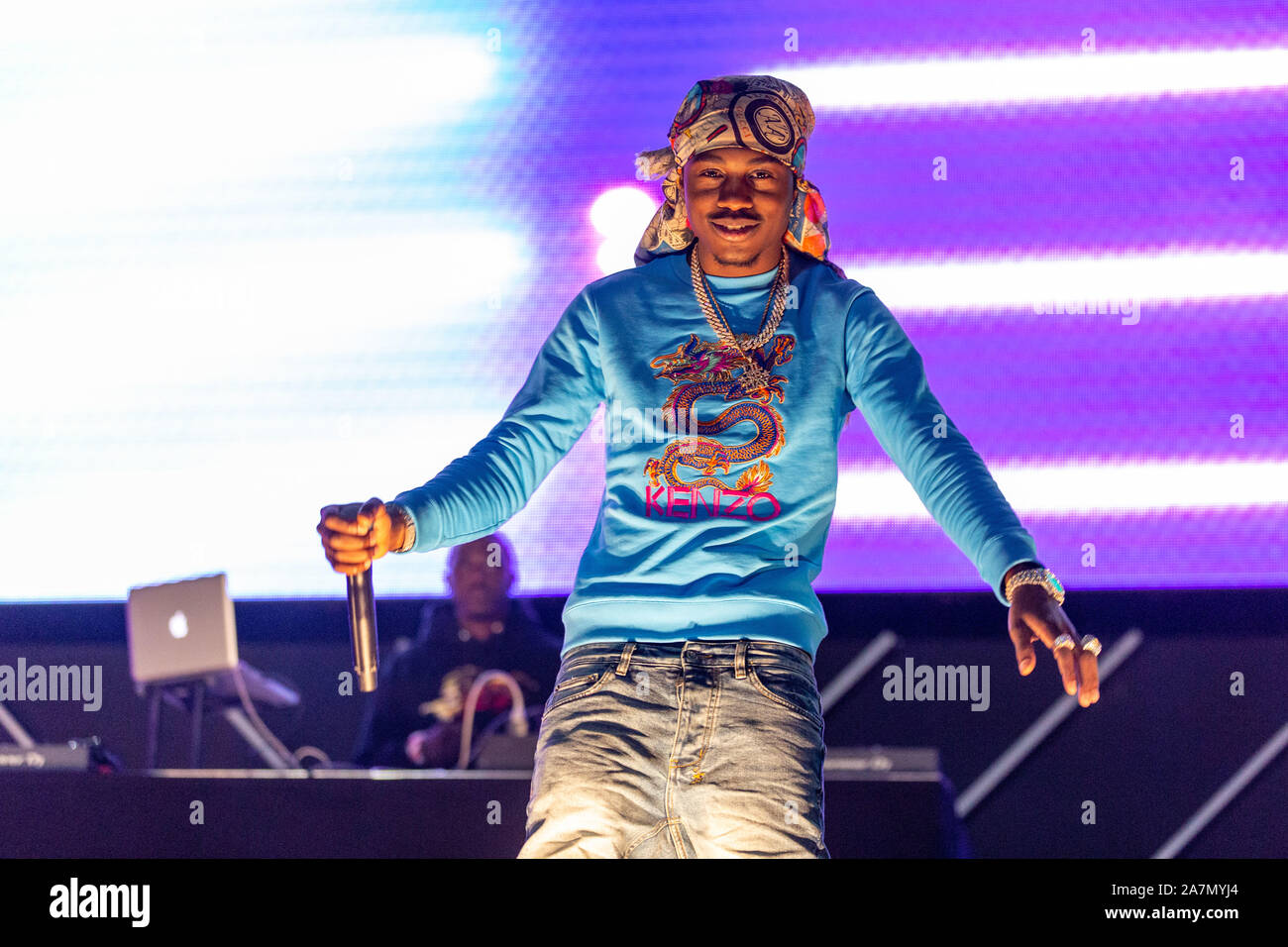 Lil tjay hi-res stock photography and images - Alamy