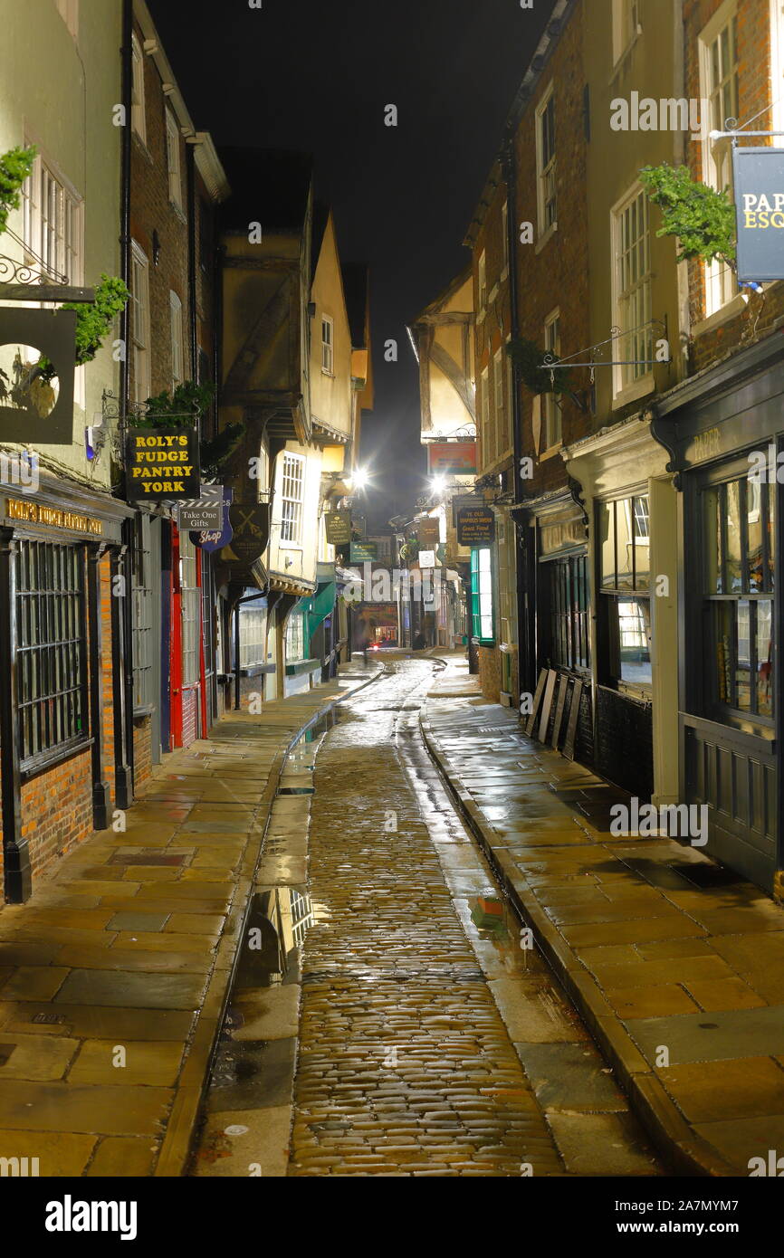 The Shambles at night in the city of York Stock Photo - Alamy