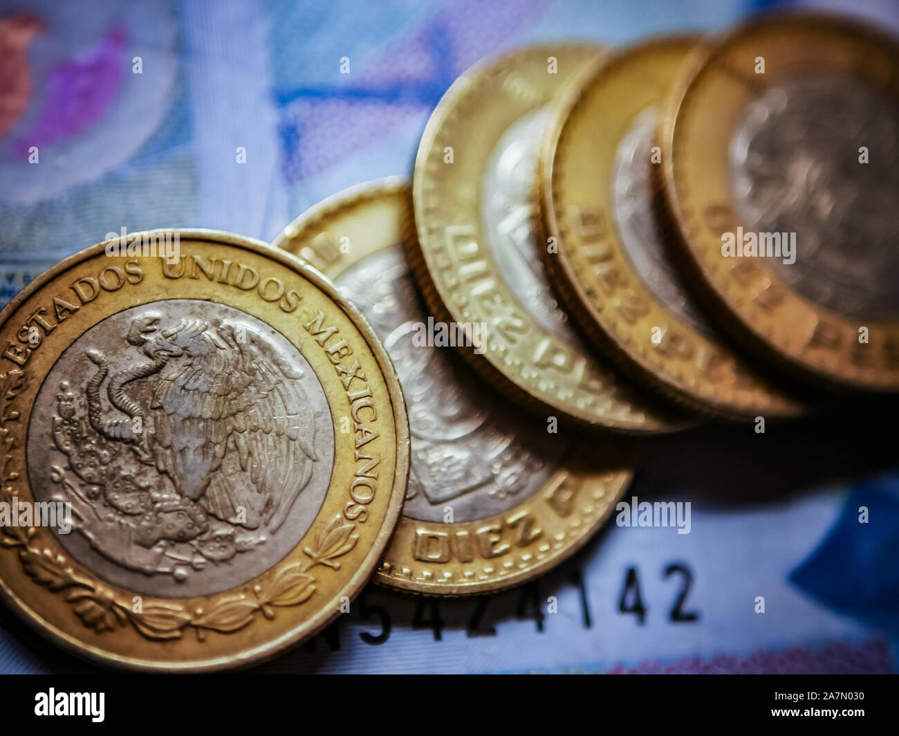 Mexican currency hi-res stock photography and images - Alamy