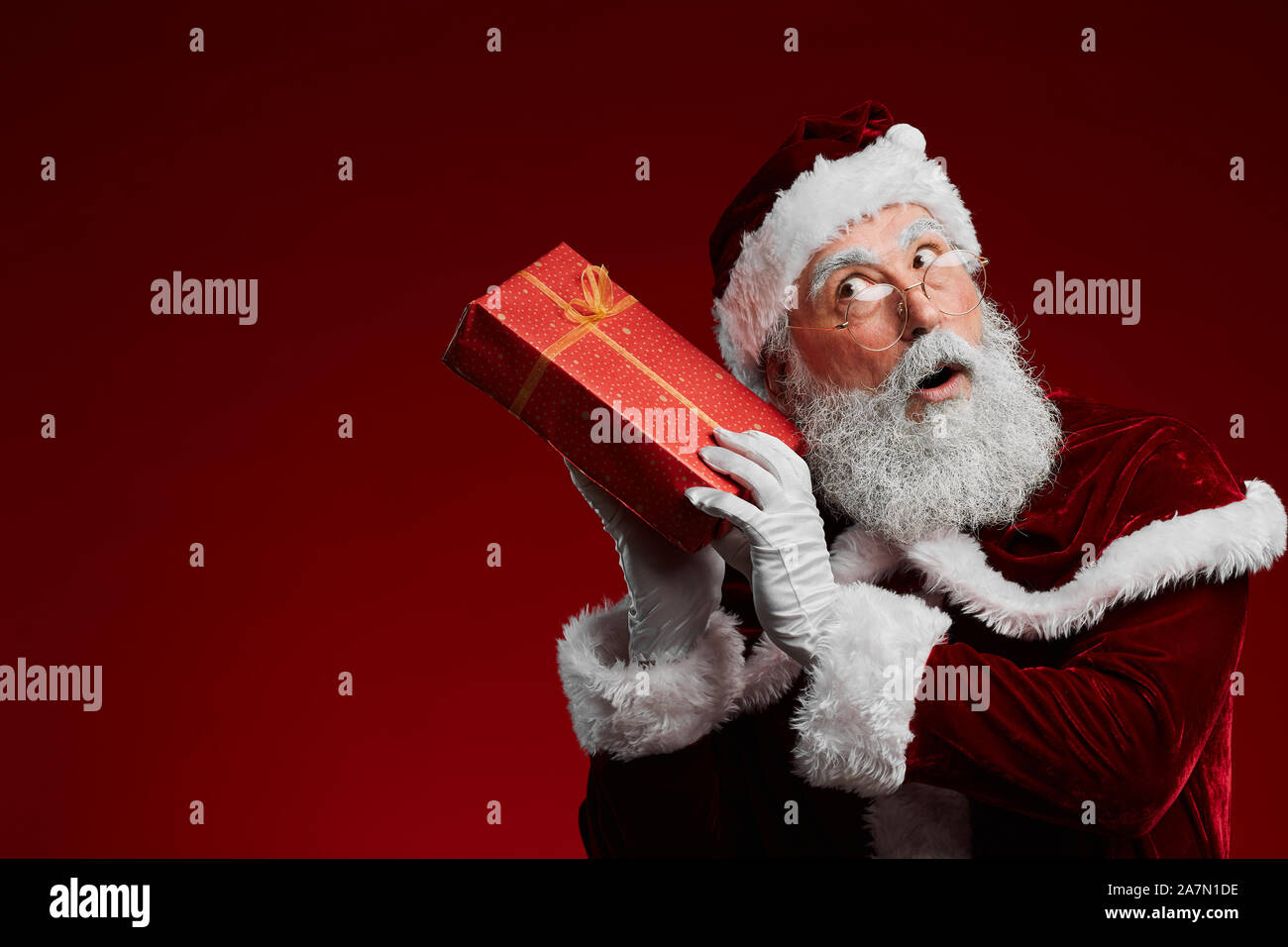 Shaking present hi-res stock photography and images - Alamy