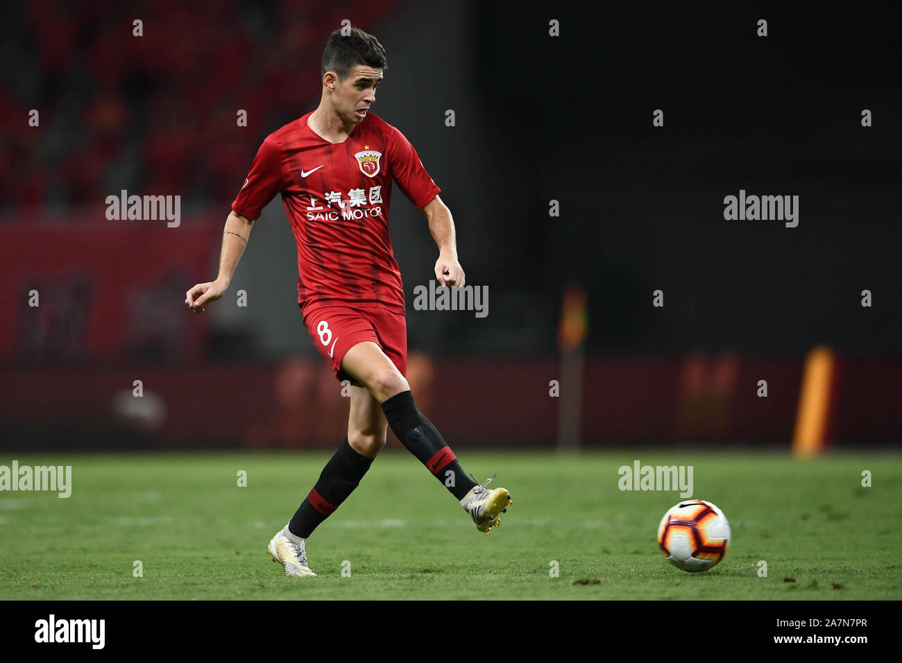 Chinese super league oscar hi-res stock photography and images - Alamy