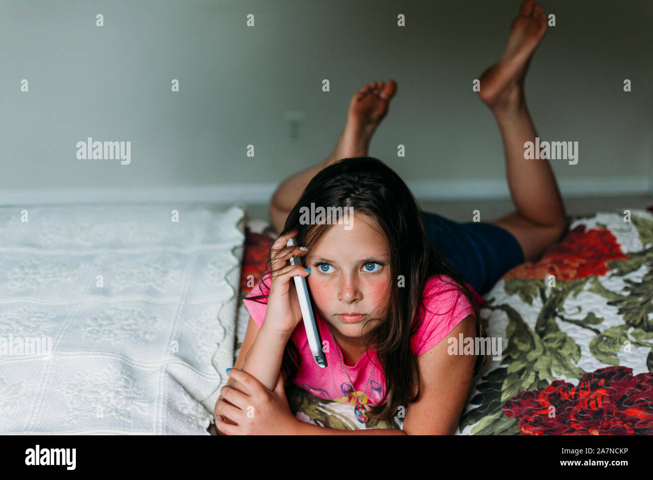 Tween girl face hi-res stock photography and images - Alamy