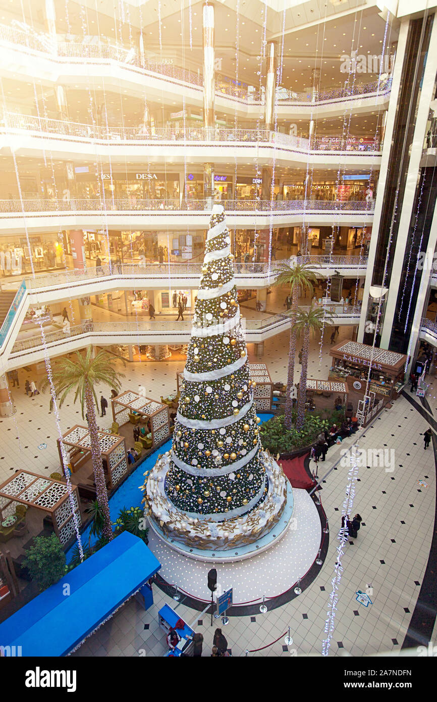 big christmas tree inside mall Stock Photo - Alamy