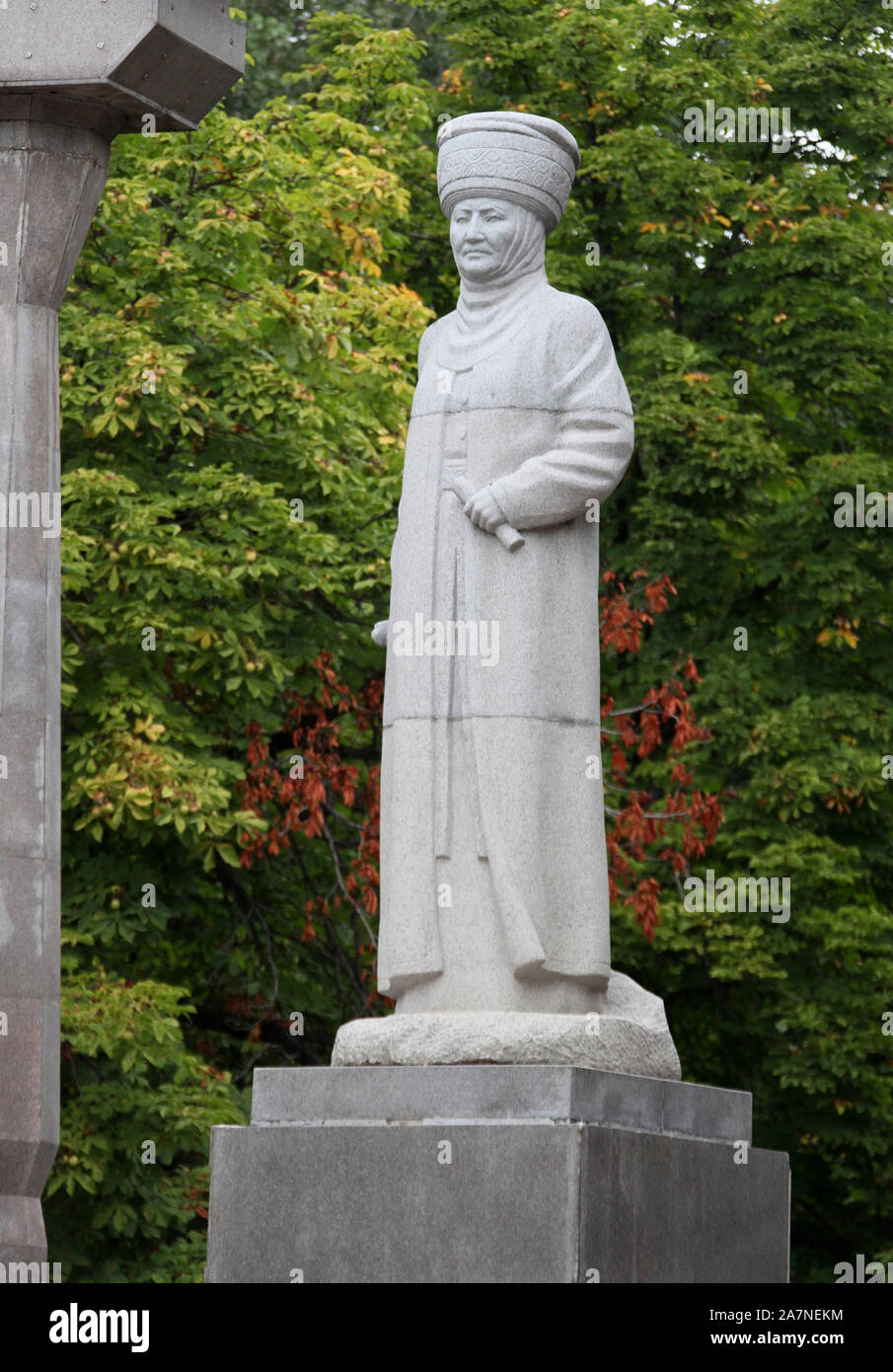 Statue of Kurmanjan Datka in Bishkek Stock Photo - Alamy