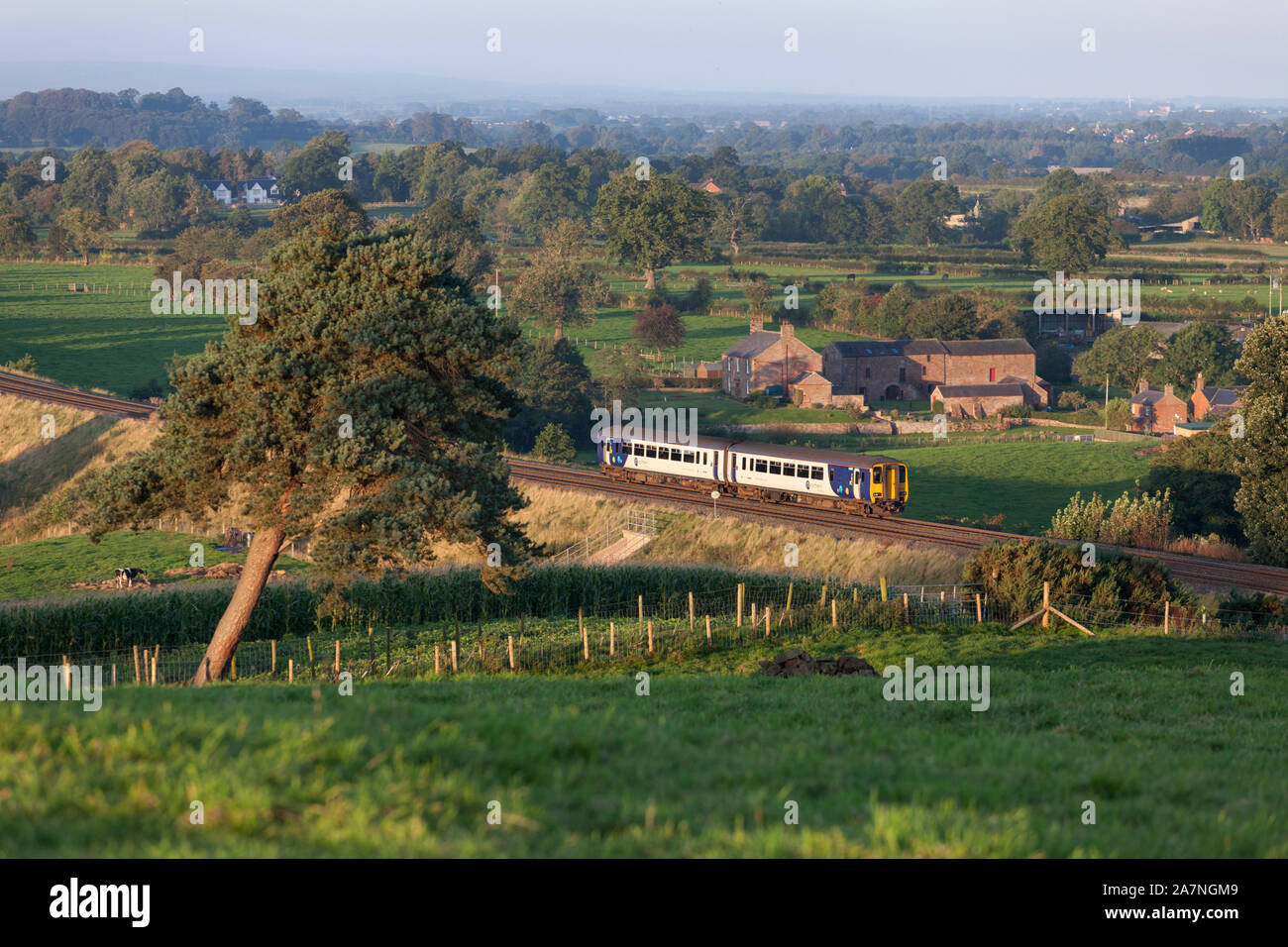 Arriva Northern rail class 156 sprinter train 156454 passing How (east ...