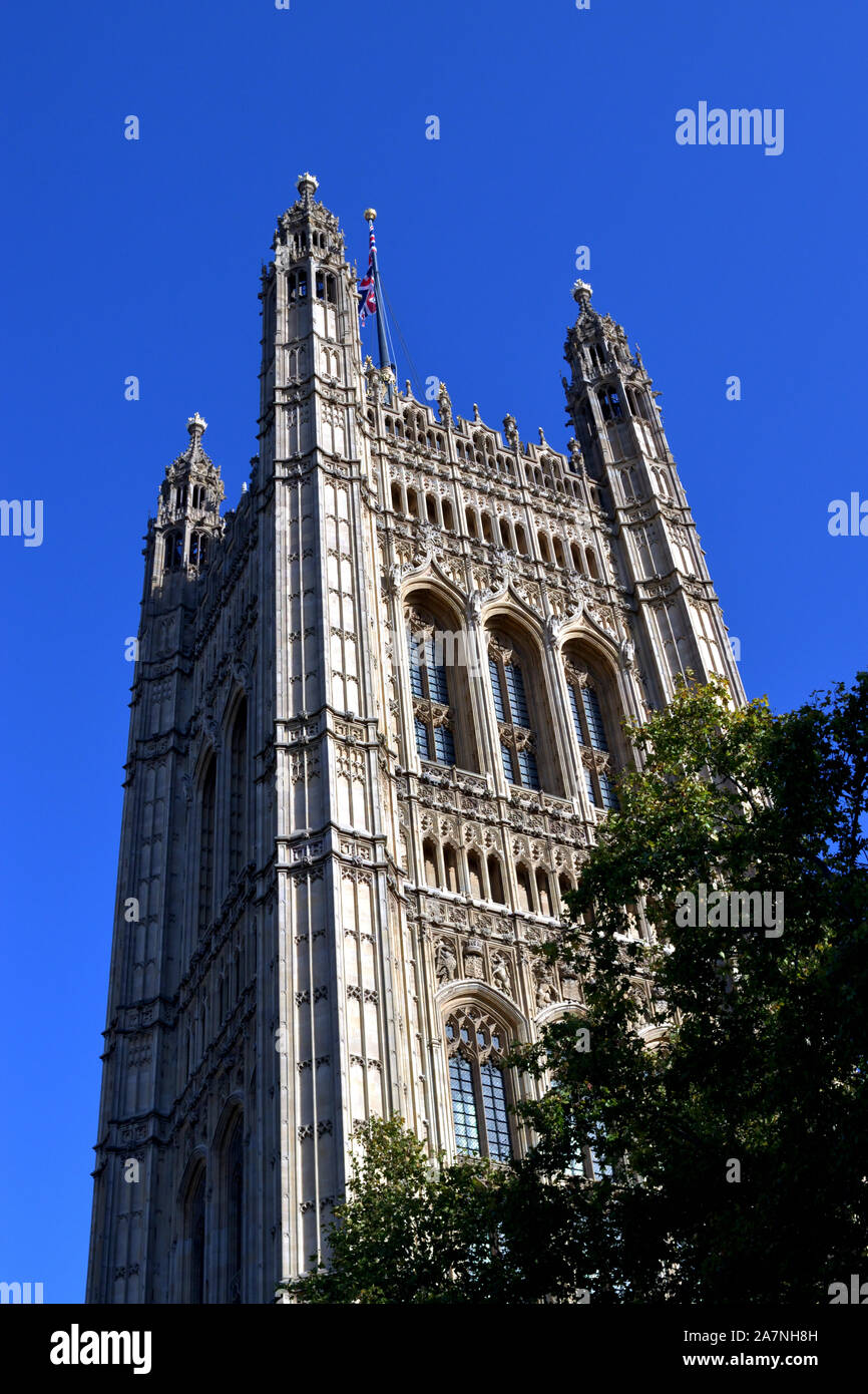 Victoria tower houses parliament london hi-res stock photography and images - Alamy