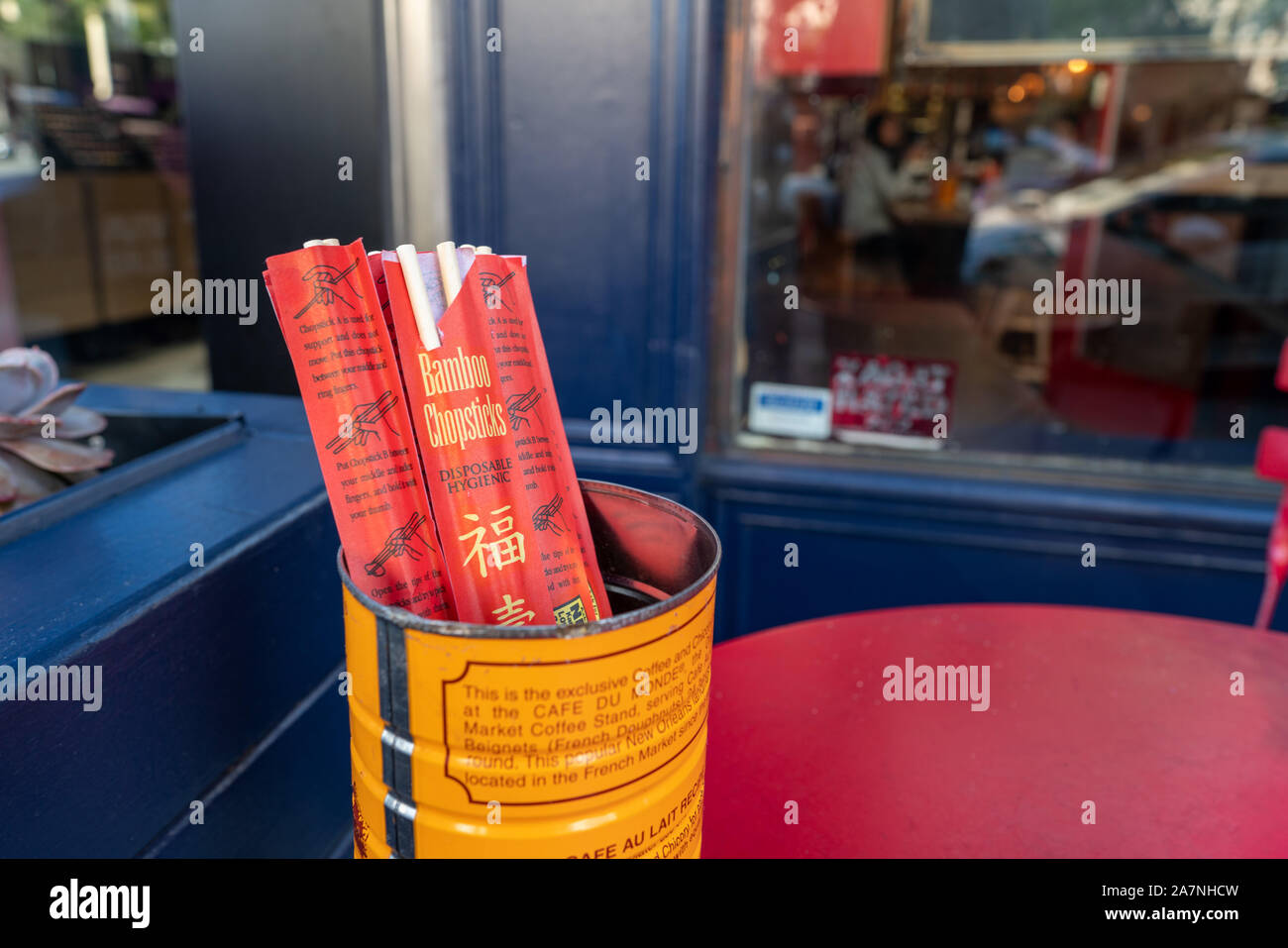 Asian table setting chopsticks hi-res stock photography and images - Alamy