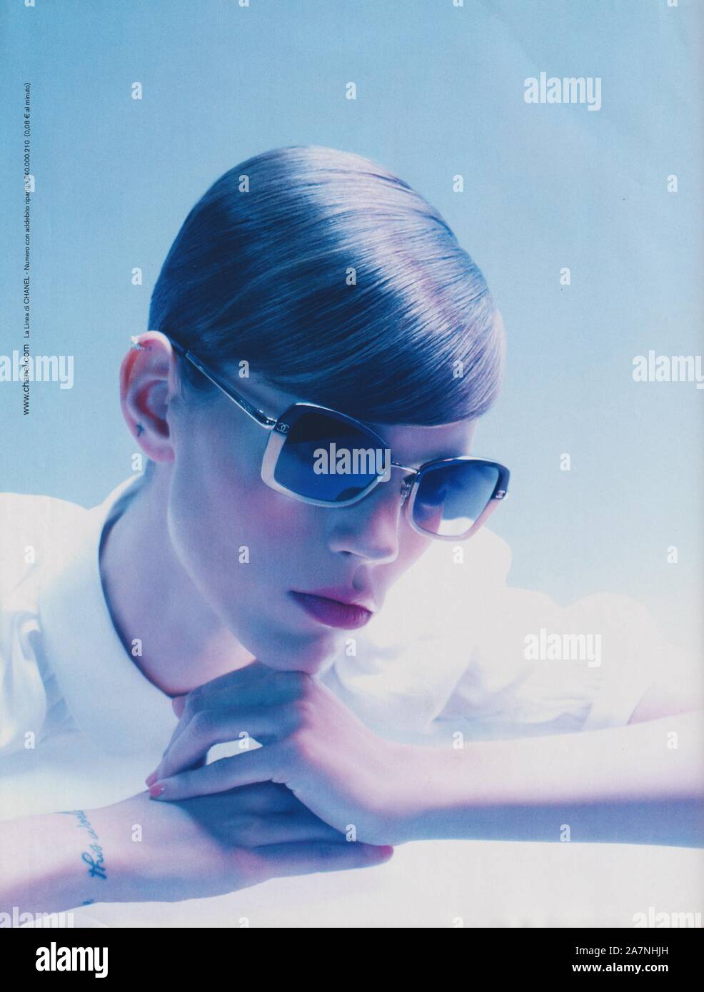 Chanel designer ad hi-res stock photography and images - Alamy