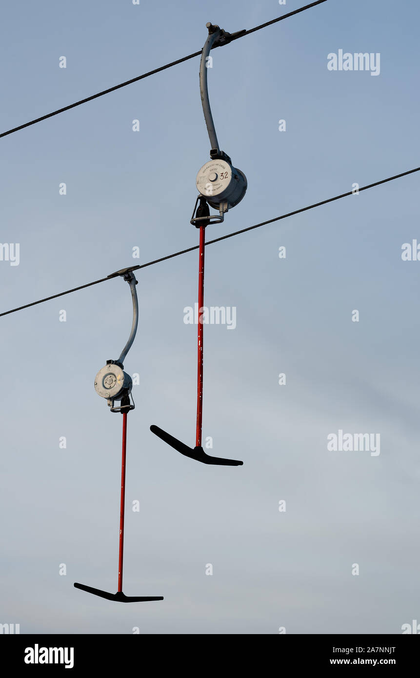 Drag lift hi-res stock photography and images - Alamy