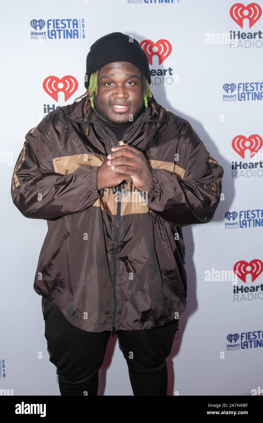Miami, USA. 02nd Nov, 2019. Singer Sech arrives on the Red Carpet at ...