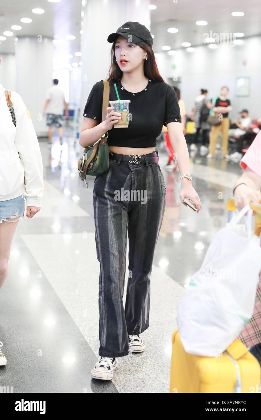 Chinese singer Cheng Xiao of South Korean-Chinese girl group Cosmic ...