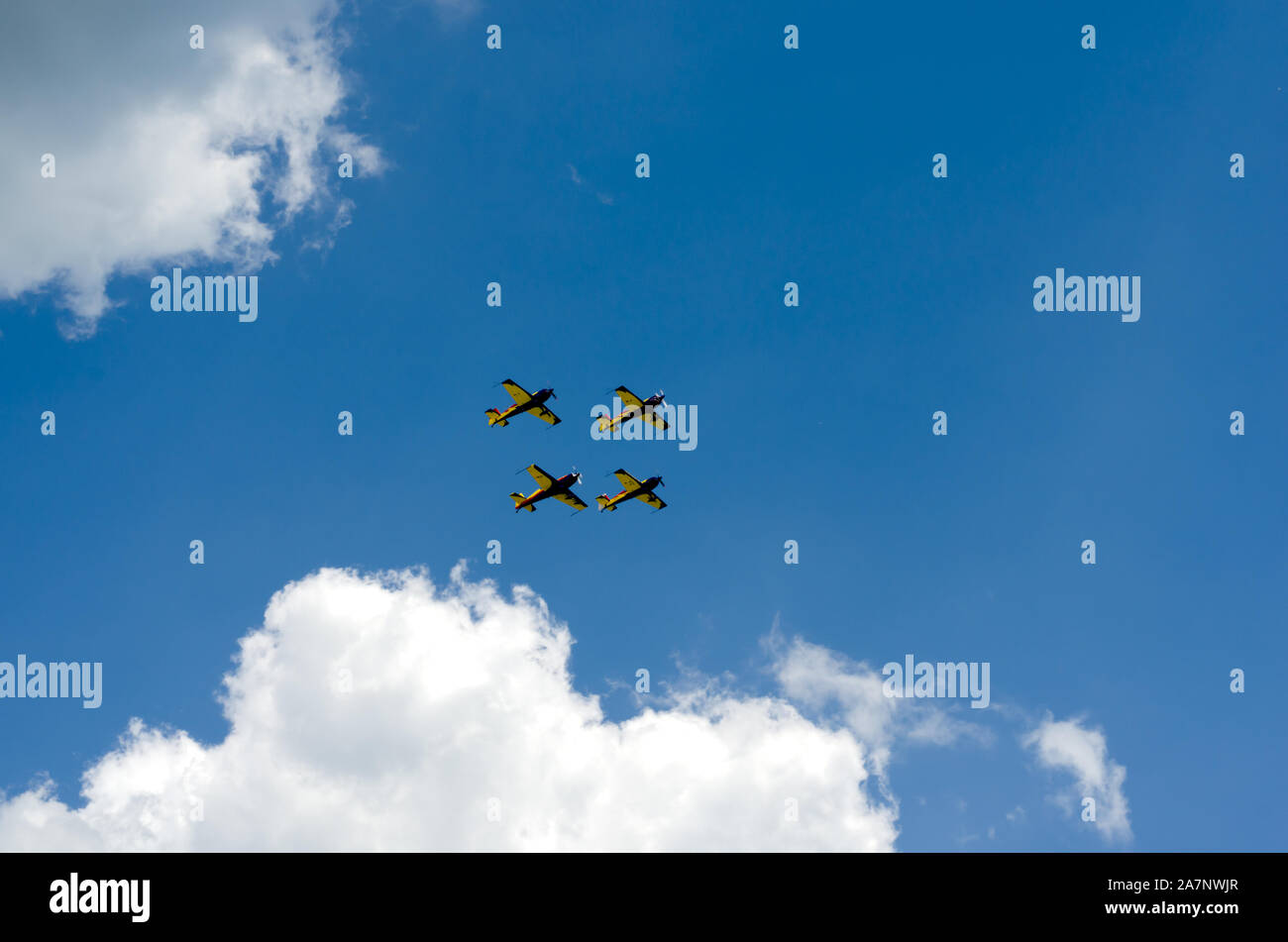 Flying car stunt hi-res stock photography and images - Alamy