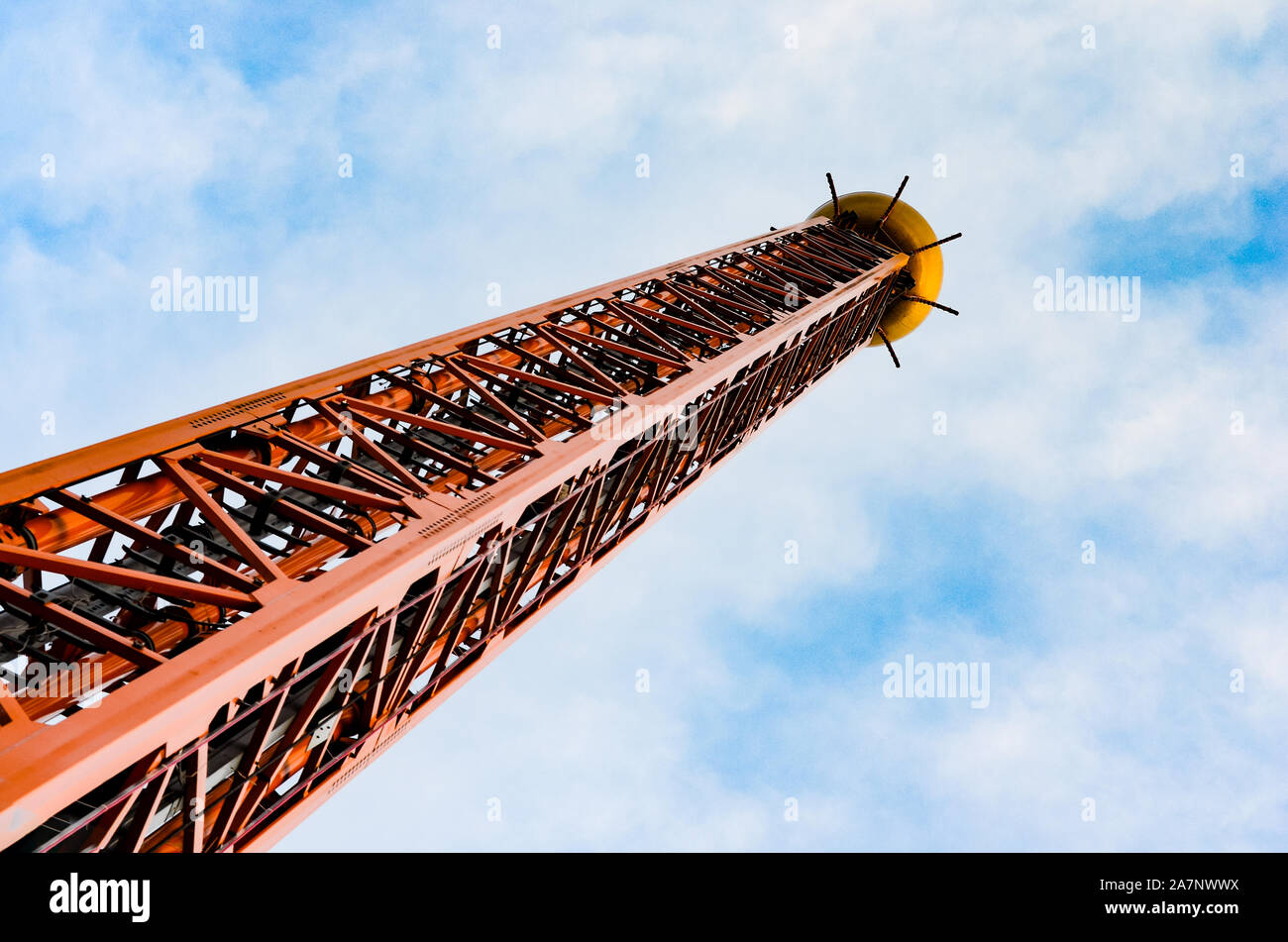 Drop Tower High Resolution Stock Photography and Images - Alamy