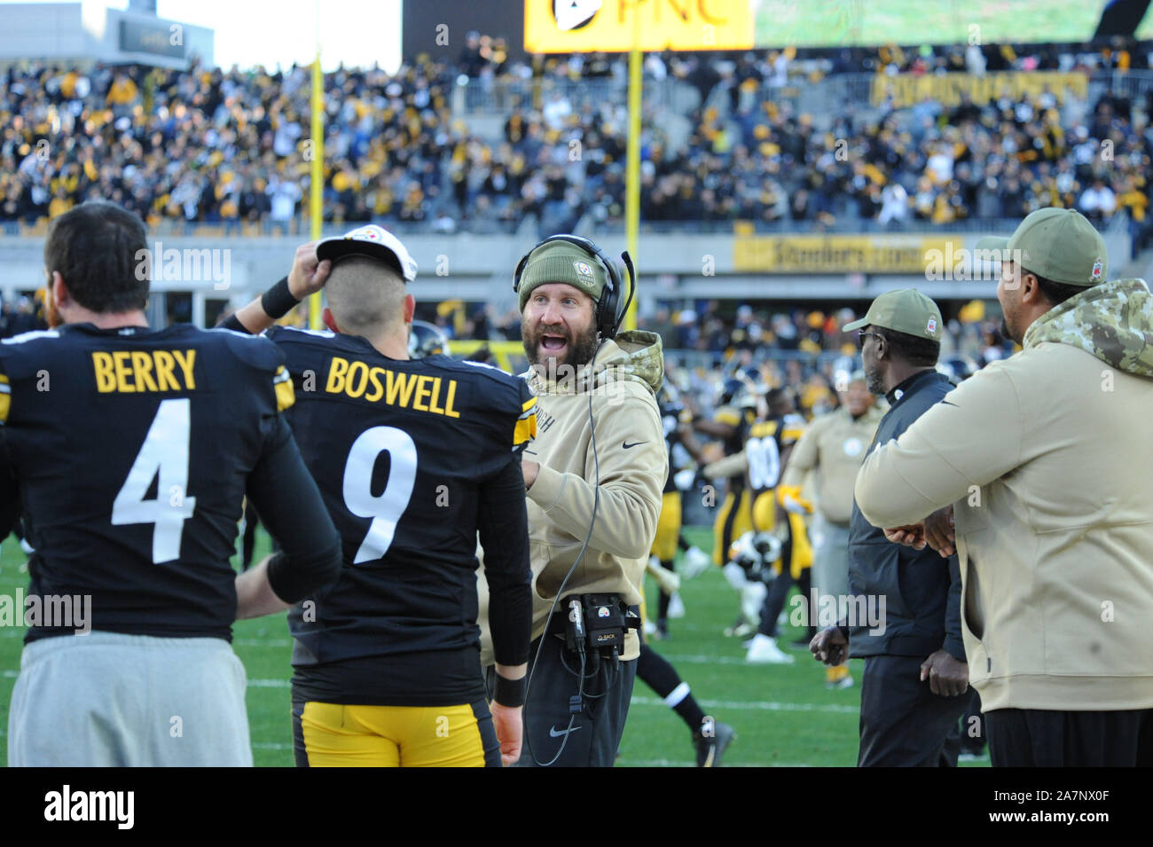 Roethlisberger colts hi-res stock photography and images - Alamy