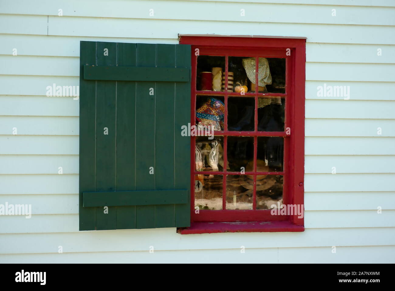 Green wooden shutter hi-res stock photography and images - Alamy Green wooden shutter hi-res stock photography and images - Alamy