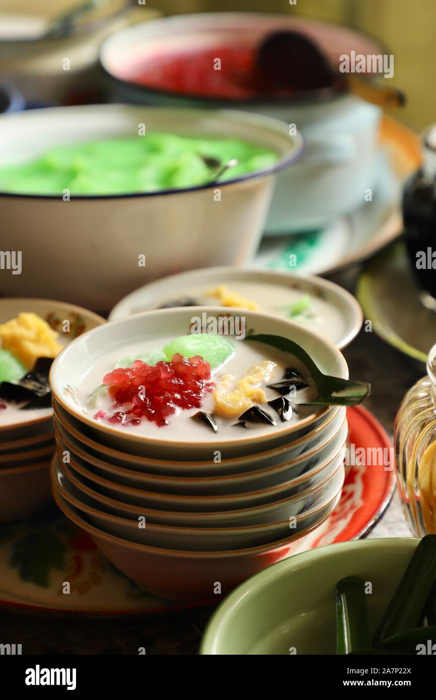 Cassava dessert hi-res stock photography and images - Alamy