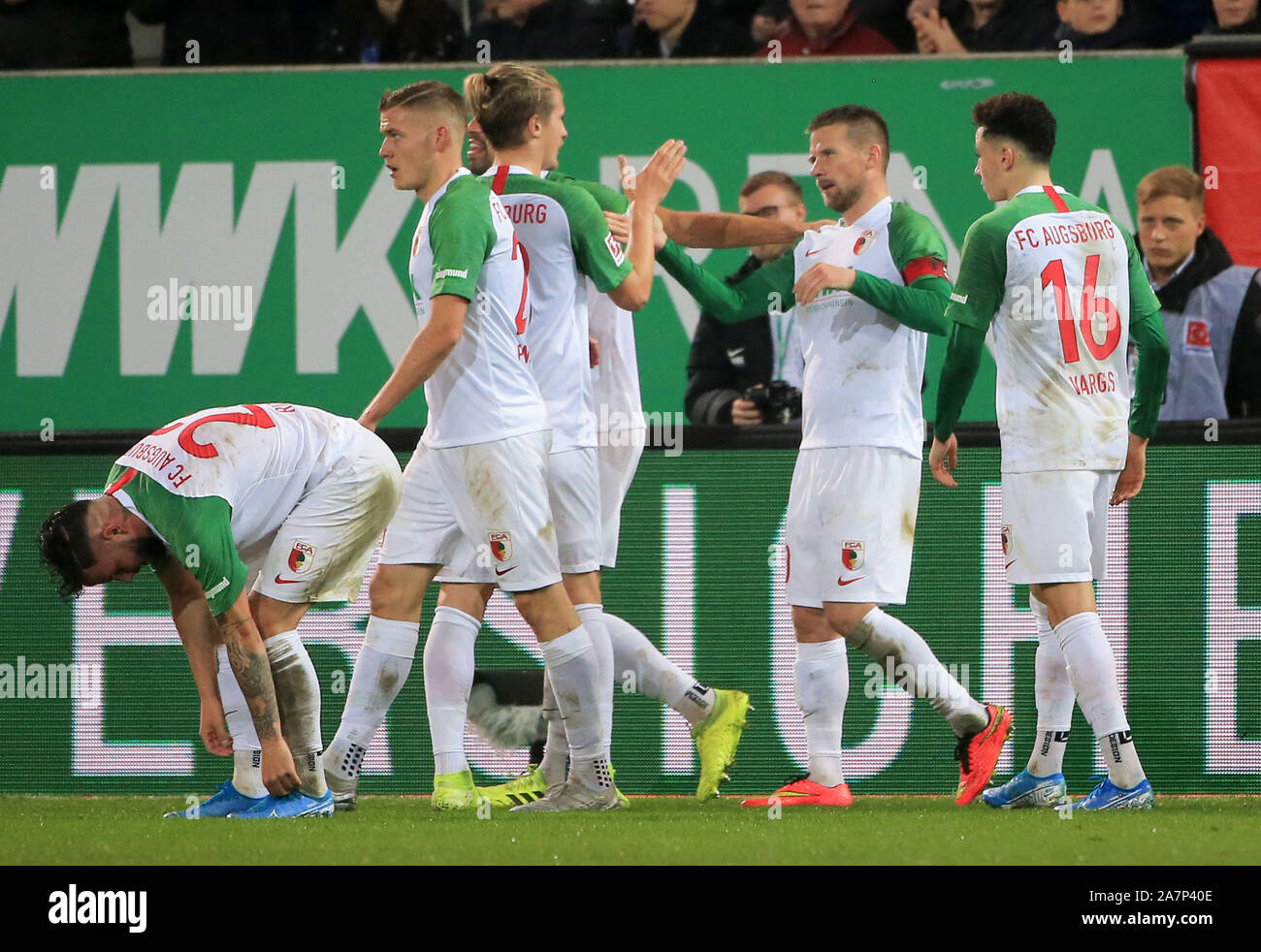 Augsburg, Germany. 3rd Nov, 2019. Daniel Baier (2nd R) of Augsburg ...