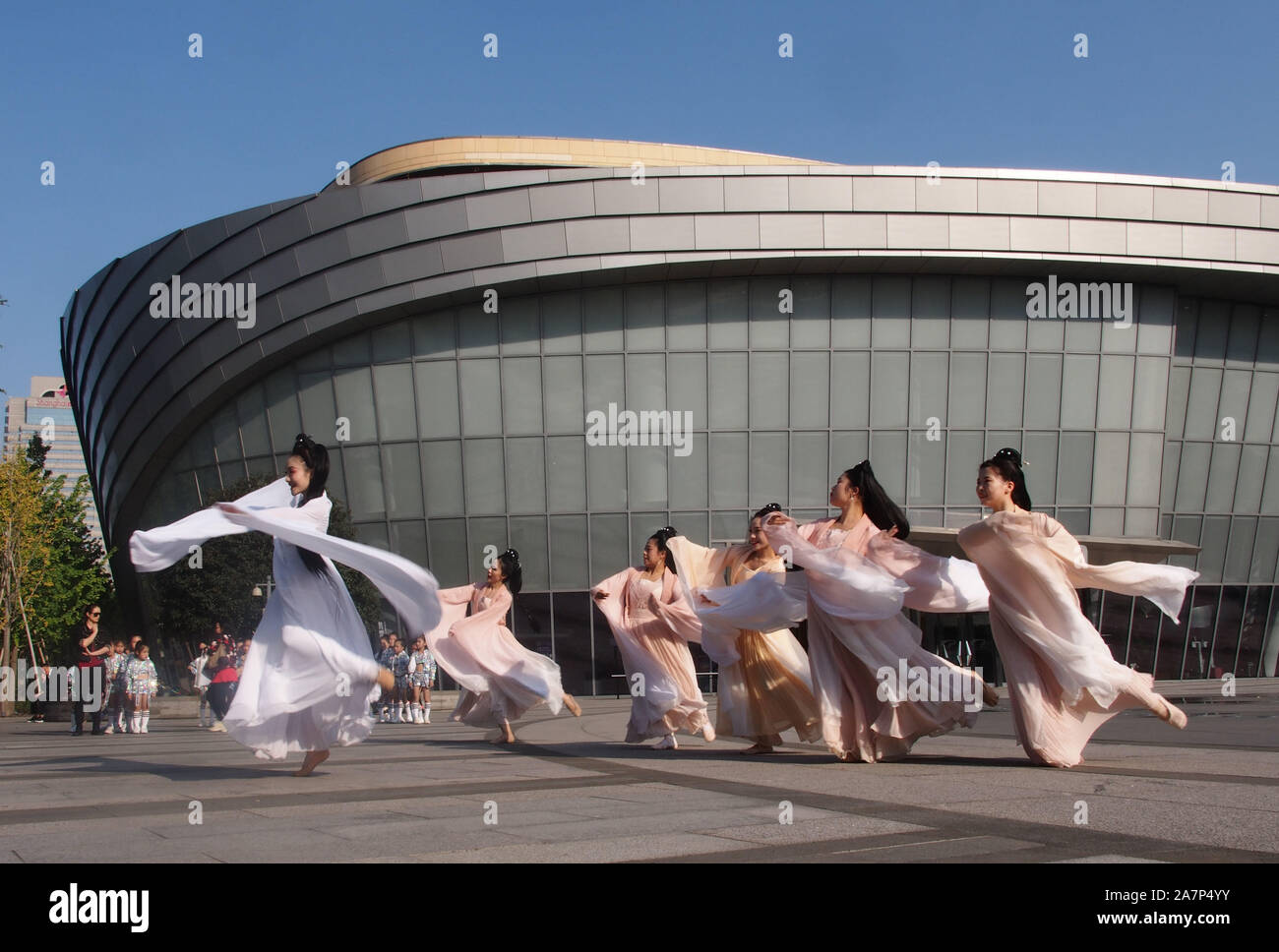 Shanghai, China. 3rd Nov, 2019. Dancers perform at Shanghai ...