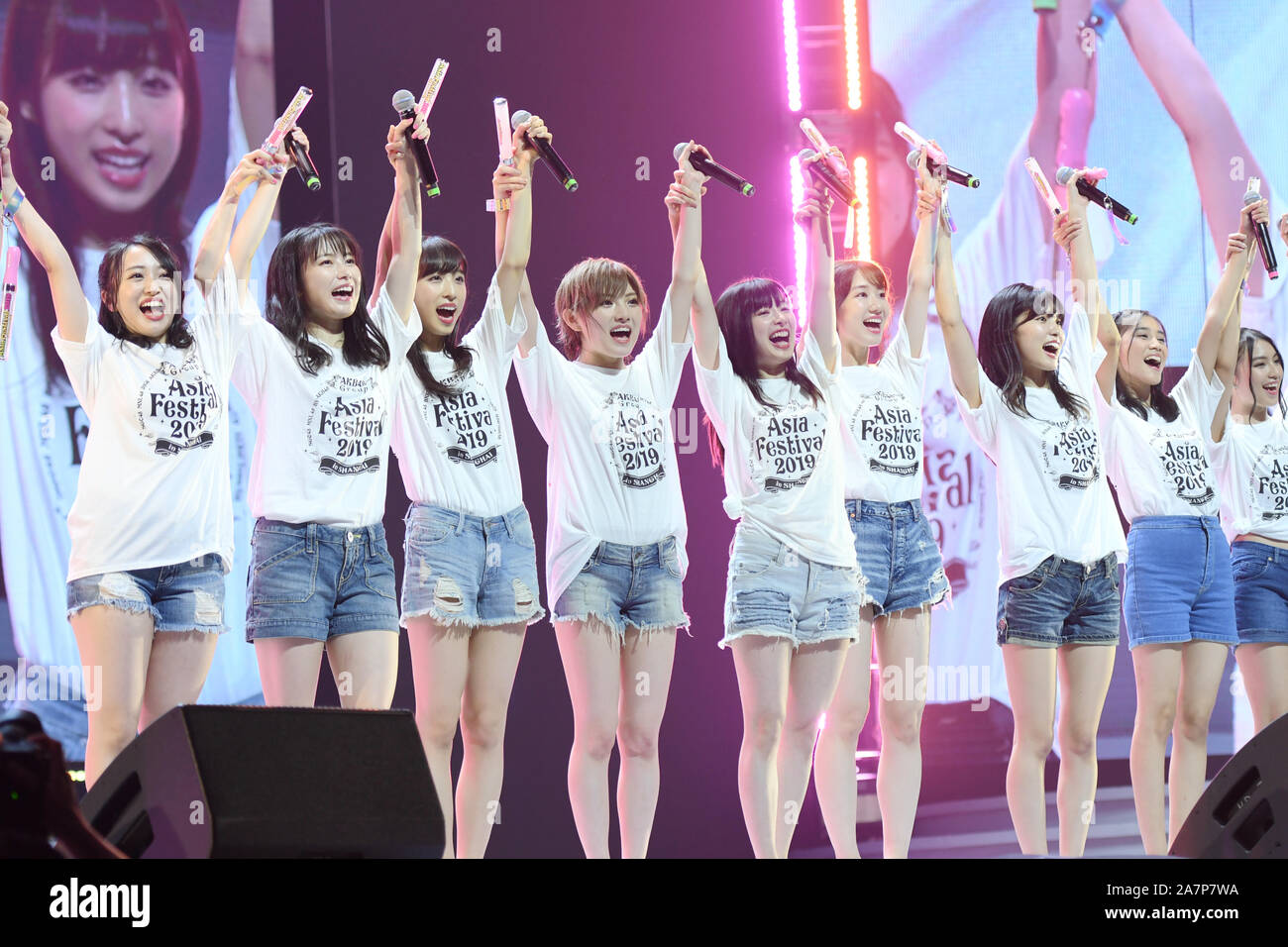 (From left) Mion Mukaichi, Yui Yokoyama, Yui Oguri, Nana Okada, also ...